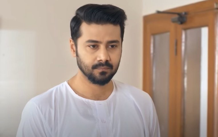 Meherposh Review: Iffat Omar and Ali Abbas Steal The Spotlight! - TV - HIP
